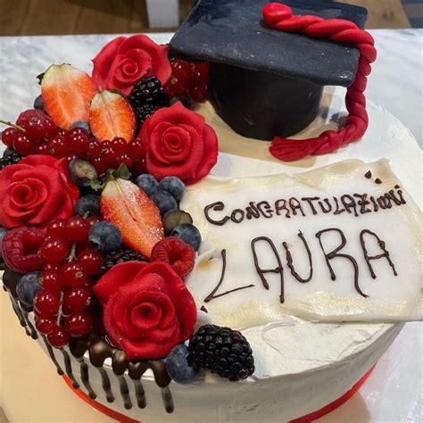 Torte Di Laurea A Cagliari Consigli Per Sorprendere Con Stile Dulcis