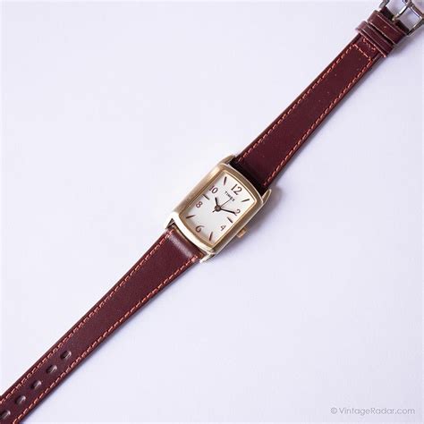 Vintage Rectangular Timex Watch Ladies Casual Analog Quartz Watch Vintage Radar