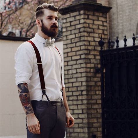 18 Classy Bartenders Ideas Restaurant Uniforms Bartender Uniform