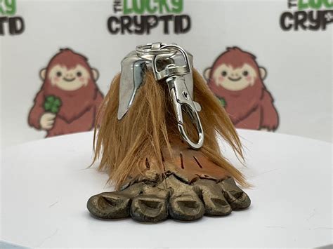 Bigfoot Keychain Fuzzy Sasquatch Yeti Lucky Foot Key Holder Keyring