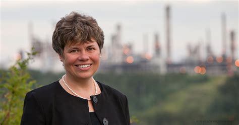 Professional Suzanne Kresta