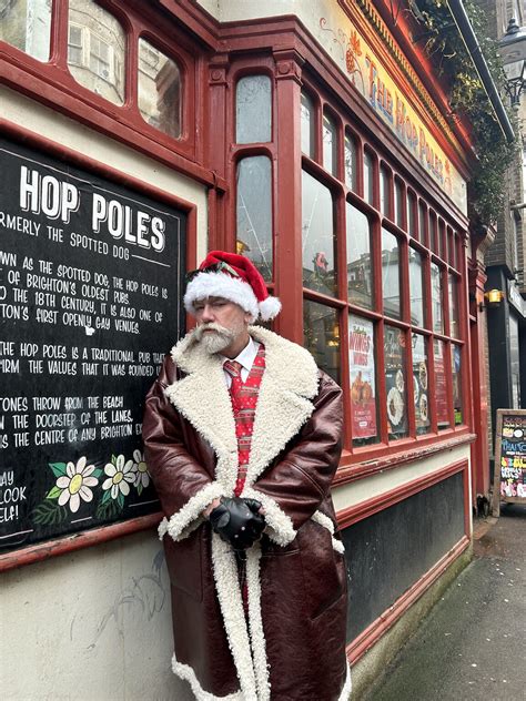 Ruby Mortimer On Linkedin Santas Swapping Mince Pies For Low Alcohol