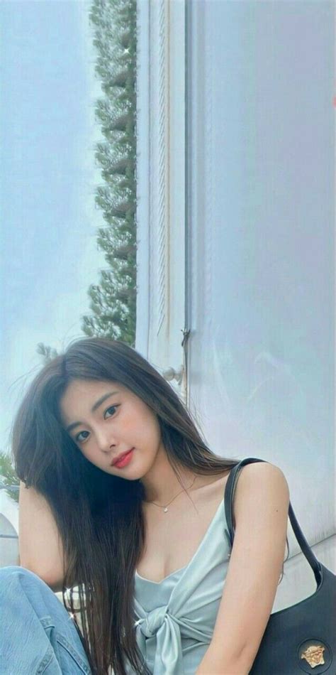 Ghim Trên Hyewon