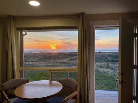 Arena Del Mar Beachfront Lodging