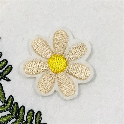 Mini Daisy Embroidery Design Small Daisy Machine Embroidery Etsy