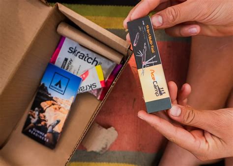 The Nomadik Subscription Box Review • Nomads With A Purpose