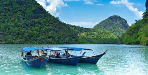 Island Hopping Geo Travel And Tours