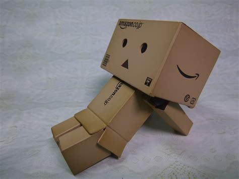 Review Revoltech Mini Danboard Amazon Version Nights Corner