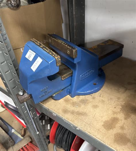 Large Paramo Bench Vice Badgers Auctions On Site And Online