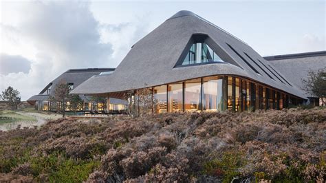 Ingenhoven Architects Tops Resort With Europes Largest Thatched Roof