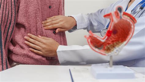 How Diverticulitis Pain Feels Like And How To Manage It
