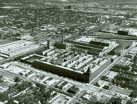 Chicagos Postwar Industry