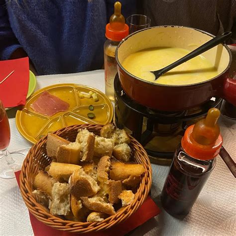 You Havent Had Fondue Until Youve Tried These Paris Restaurants