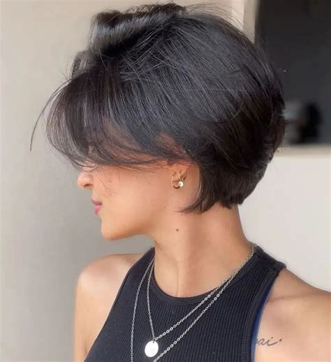 Top Short Bob Haircuts For 2025 Page 2 Of 26