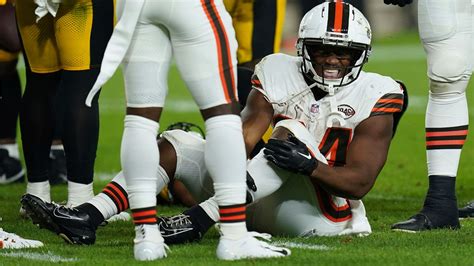 Chubb Returns To Pittsburgh For First Time Since Knee Injury