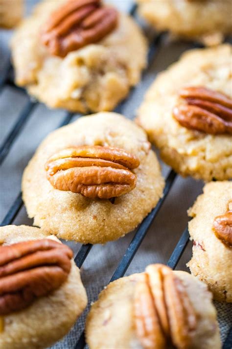 Butter Pecan Cookies Cleverly Simple