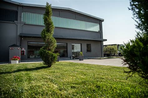 Showroom Nuova Ce As Car