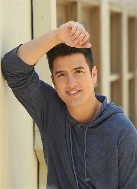 Big Time Rush Brasil Fc Photoshoot Logan Henderson No Set De Btr