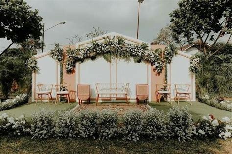 Pin Oleh Ade Alfian Di Wedding Outdoor Decoration Latar Belakang Pernikahan Tempat Pernikahan