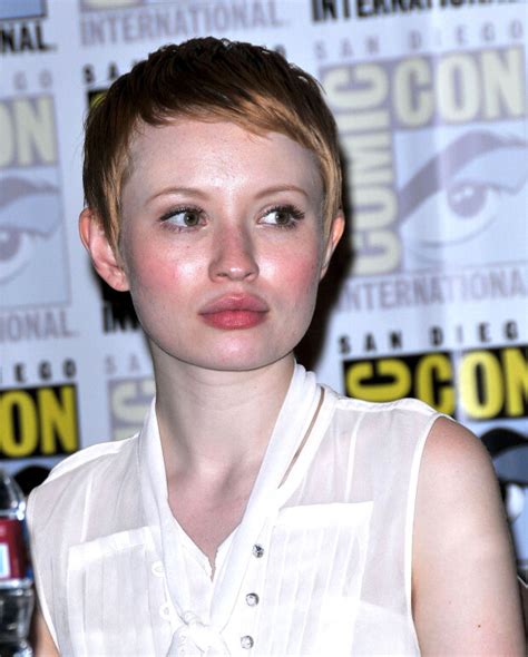 Emily Browning Carlos124