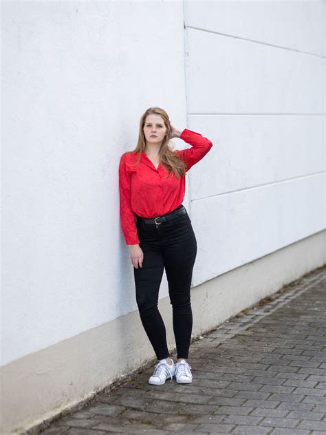 Alexandra Ebert Actress Voice Over Artist