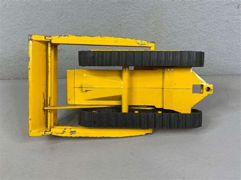 Ertl Ih Flatbed Truck With Ih Td25 Dozer Custom Build United Edge