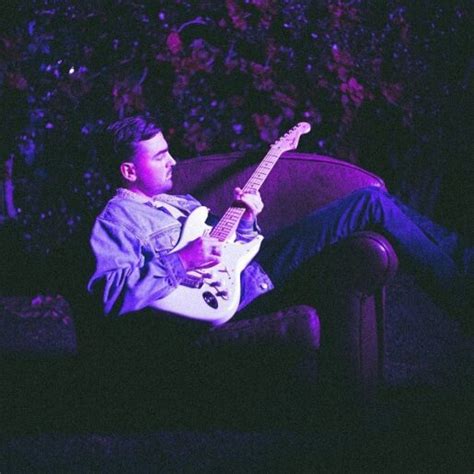 Liam Burger Releases Upbeat New Single Sofa