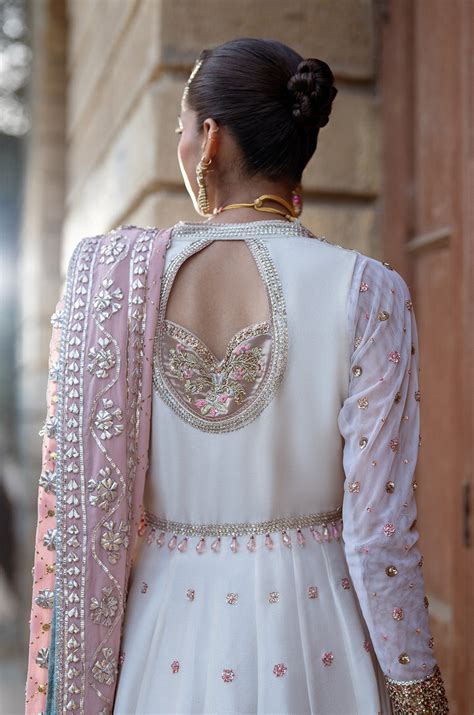 Noor Mehal Momina Teli