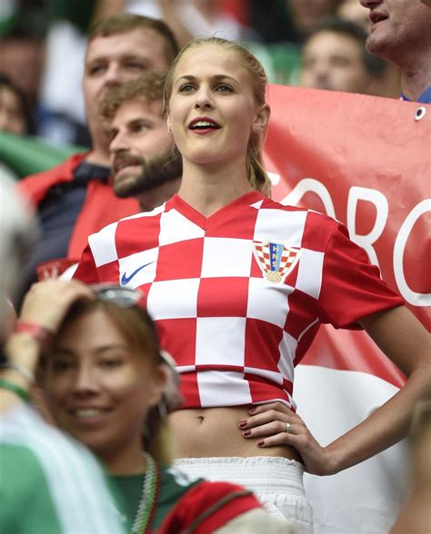 Sexiest Fans Seen At The Fifa World Cup 2014 Manslife