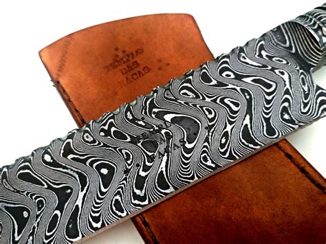 Faca Artesanal Campeira Forjada Em Aço De Damasco Axis Coroado 12 Polegadas