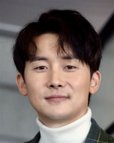 Kim Joon Han 김준한 Mydramalist