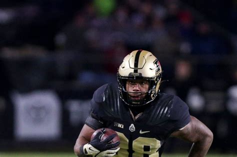 38 Days To Purdue Football Dylan Downing Hammer And Rails