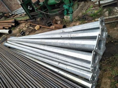 6m Dual Arm Gi Pole For Street Light At Rs 6300 Piece In Sikandrabad Id 2854198705912