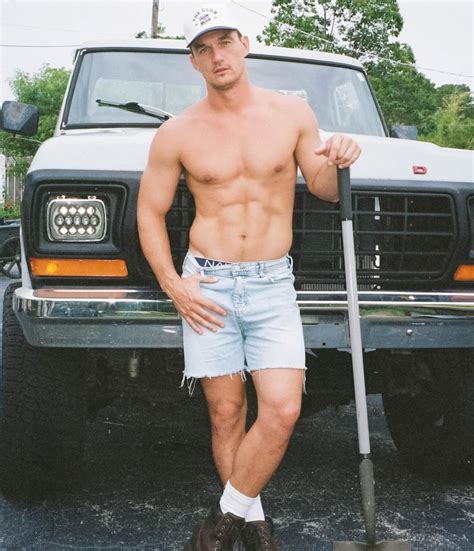 Tyler Cameron Takes The ‘biggest Step Yet In His Career — Find Out
