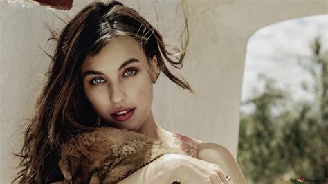 Gorgeous Rainey Qualley In Elle Russia Photoshoot 4k Wallpaper Download
