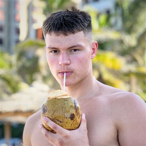 Adrián Klement Bratislava