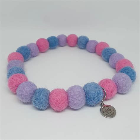 The Poochie Pals Pom Pom Collar Poochiepals