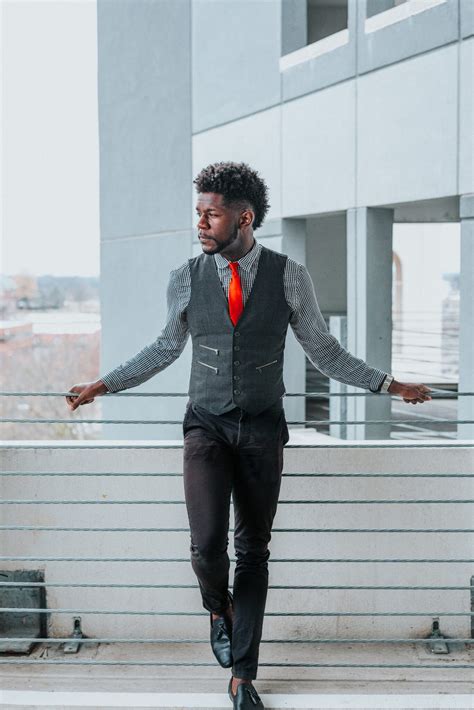 How To Shoot Full Body Portrait Photography Best Lenses