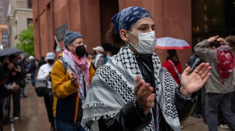 Two Nyu Faculty Members Arrested At Pro Palestine Protest Middle East Eye