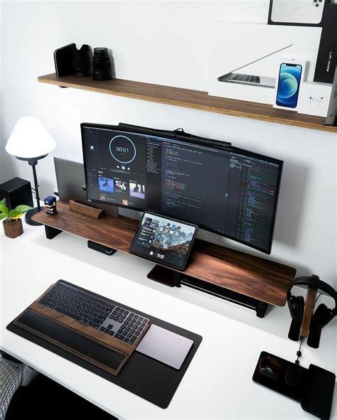 Pin By Taina Mello On Setup Home Office Setup Computer Desk Setup
