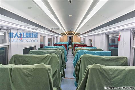 非人狂想屋 你的火车发源地 Cr200j型动力集中动车组