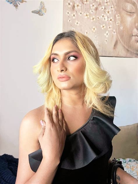 Feith Nikola Sri Lankan Transsexual Escort Agency In Dubai