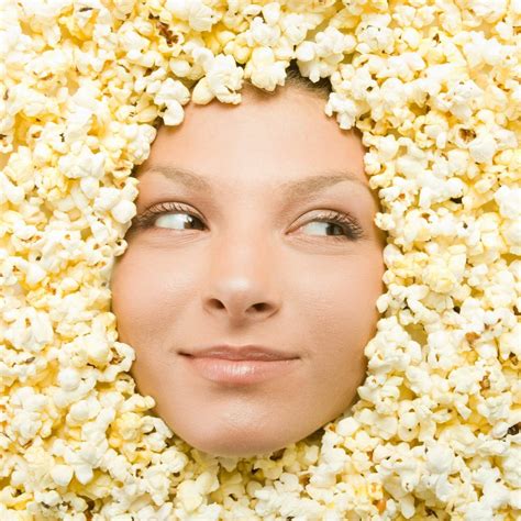 How To Make Microwave Popcorn In Just 3 Minutes Vês Kitchen