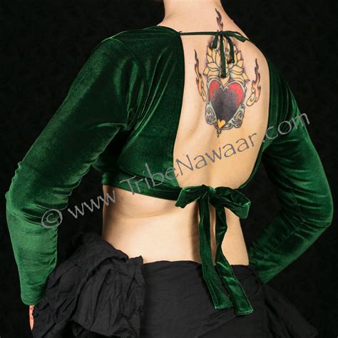 Deep Green Velvet Choli L Xl And Xxl Tribe Nawaar