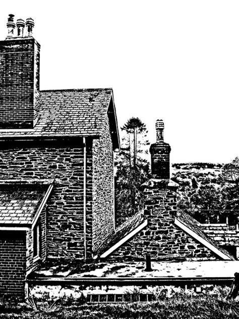 Visiting Ty Isaf Via Negativa