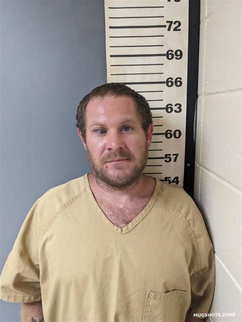 Huckabaa Derek Lee 08202024 Covington County Mugshots Zone