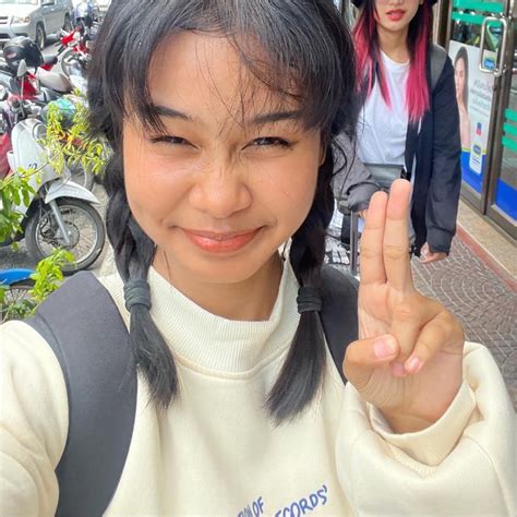 เสื้อกันหนาว เสื้อสเวตเตอร์ ฮู้ดกันหนาว ฟีดดด Douyin พิกัด Th