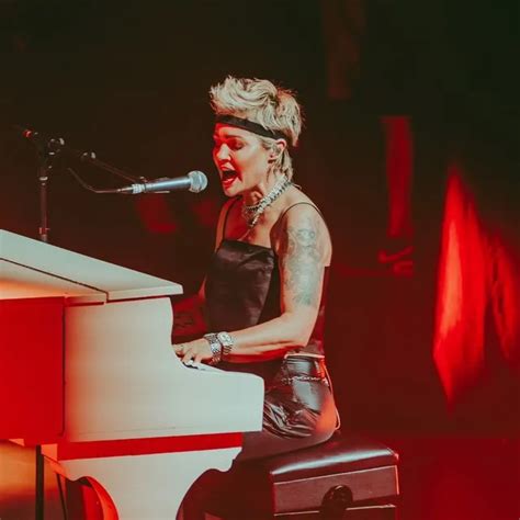 Sarah Mcleod Upcoming Events Tickets And Tour Dates — Lines