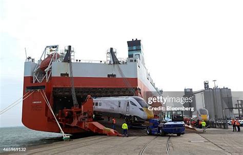 Class 800 Intercity Express Photos And Premium High Res Pictures