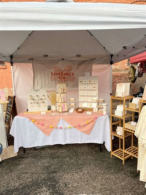 Pin By Danielle Alexander On Vendor Events Craft Booth Design Craft